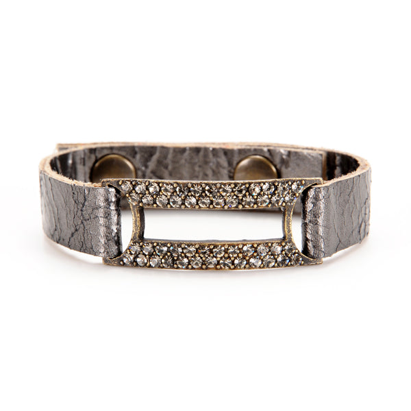 leather bracelets with snaps